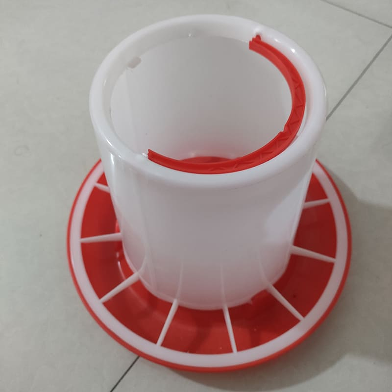 Chicken Feeder Bucket for Chicken Farm Feeder Line - Long Mu Animal ...