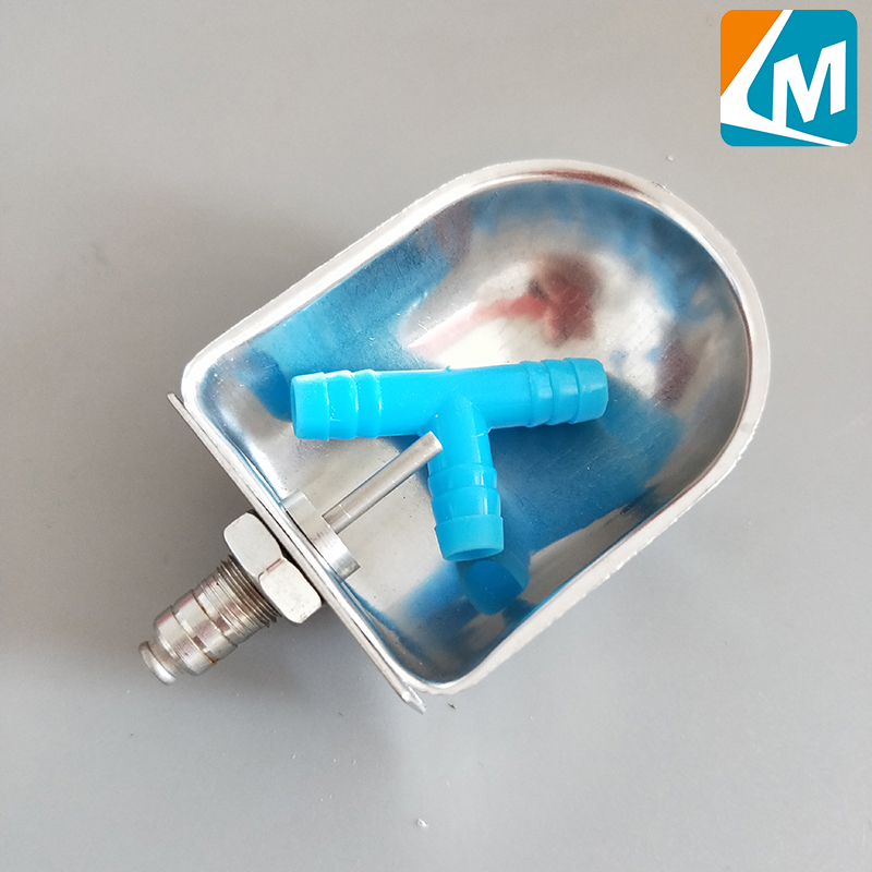 Rabbit Waterer Stainless Steel Dispenser Rabbit Water Feeder with Bowl ...